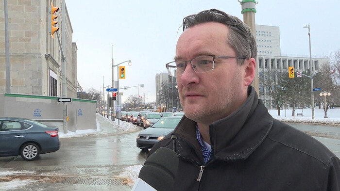 Qu'est-ce qui cause les embouteillages importants au centre-ville d ...