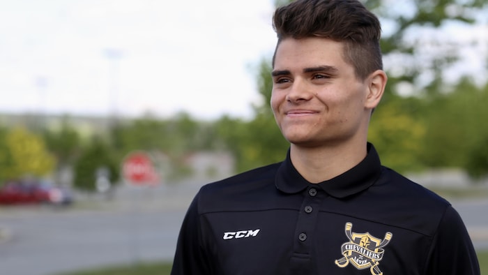 Un repêchage particulier pour deux hockeyeurs des Chevaliers de Lévis ...