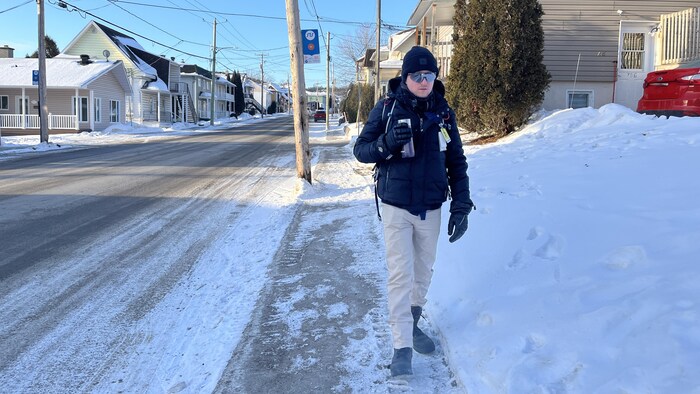 « C’est la jungle » : la réalité d’un piéton à Saguenay | Radio-Canada