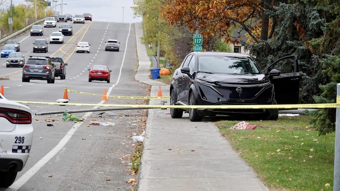 Un sexagénaire happé par une voiture à Sainte-Thérèse | Radio-Canada