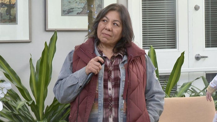 Un tableau en hommage à un ancien chef de la Nation Piikani est ...