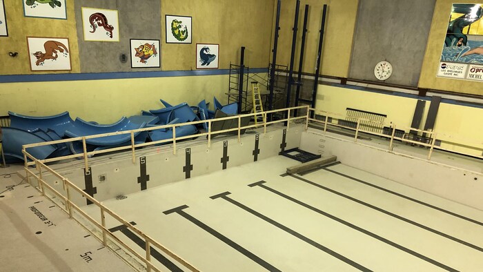Dans les coulisses du chantier de la piscine du Cégep de Gaspé | Radio ...