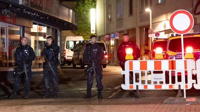 Attaque de Solingen : le suspect écroué et soupçonné de liens avec un ...