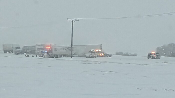 Un accident entraîne la fermeture d’une partie de l’autoroute 11 près ...