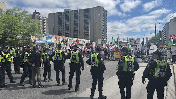 « Walk with Israel » : des dizaines de milliers de personnes marchent ...