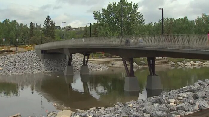 Calgary : ouverture du nouveau pont Jaipur | Radio-Canada