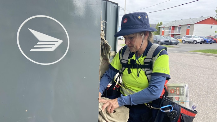 Des facteurs du Saguenay–Lac-Saint-Jean dénoncent une charge de travail ...