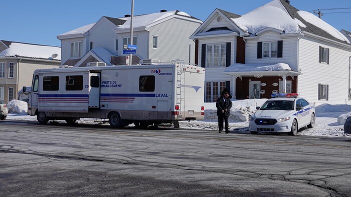Un homme de 26 ans succombe à des coups de feu à Laval | Radio-Canada