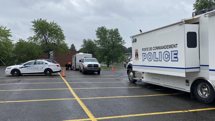 Un poste de commandement pour retrouver un homme de 60 ans | Radio-Canada