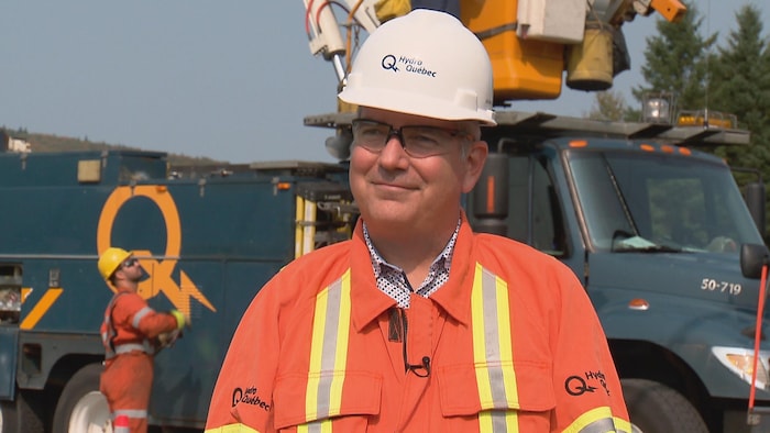 Des poteaux plus robustes pour transporter l’électricité d’Hydro-Québec ...