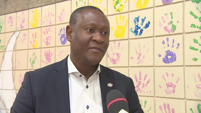 Alpha Barry réélu à la présidence du Conseil scolaire fransaskois ...