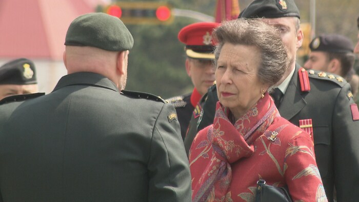 La princesse Anne attire les foules à Moncton | Radio-Canada