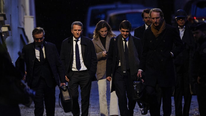 L’ex-président français Nicolas Sarkozy est sorti de prison | Radio-Canada