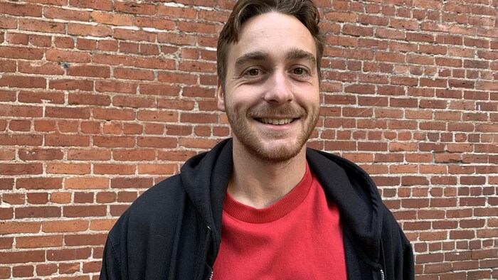 En cherchant un travail, des jeunes de l’île de Vancouver apprennent ...