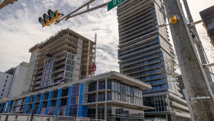 La plus haute tour à logements de l’Atlantique se trouve à Halifax ...