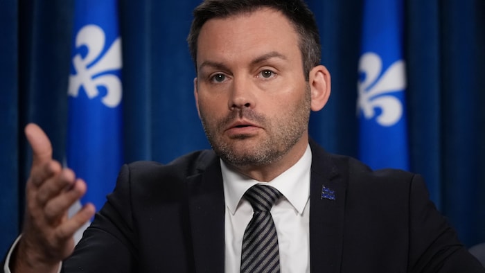 Ottawa amorce une réflexion sur la possibilité référendaire au Québec ...