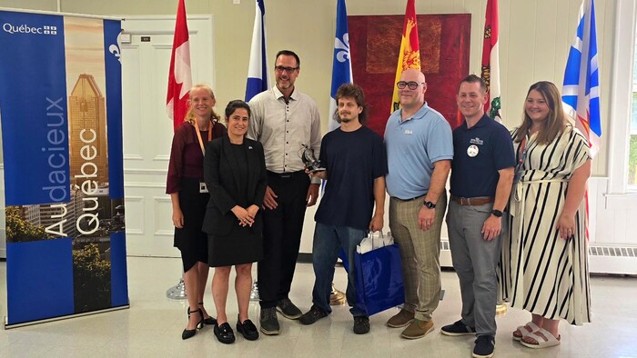 Le prix Acadie-Québec 2024 est remis à l’artiste P’tit Belliveau ...