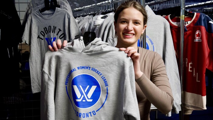 La renaissance du hockey féminin | Radio-Canada
