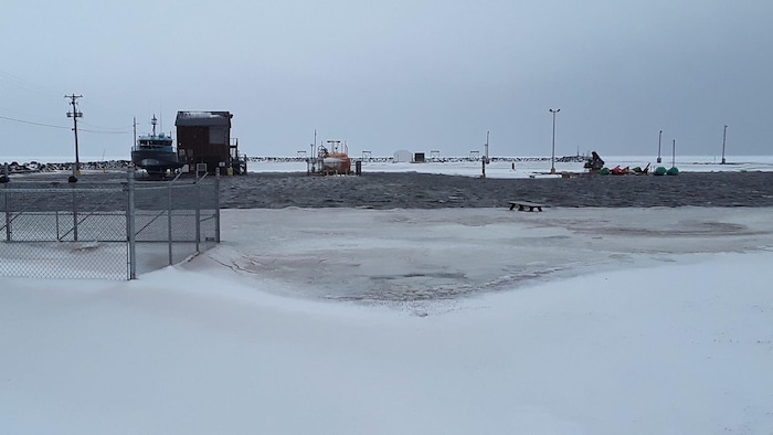 Une mer déchaînée frappe de plein fouet le nord du Nouveau-Brunswick ...