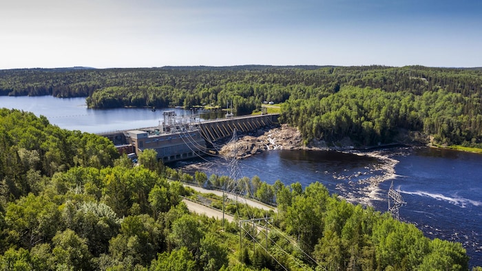 Hydro-Québec prépare des travaux majeurs au barrage de Rapide-2 | Radio ...