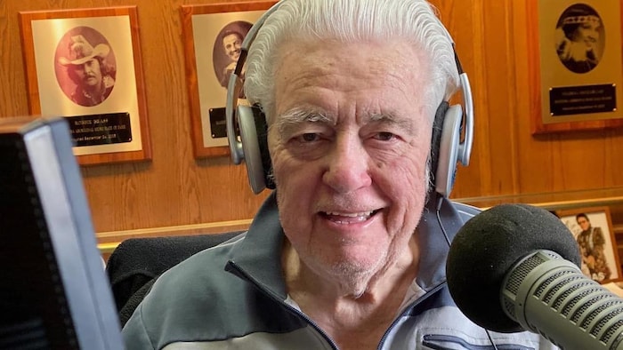 L’artiste et animateur métis Ray St. Germain bientôt à la retraite ...