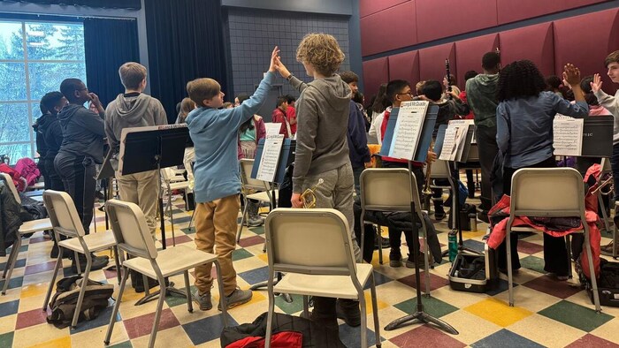 Directeurs d’harmonie et passionnés de musique de père en fille | Radio-Canada