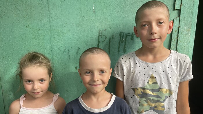 La rentrée, un téléphone et la course pour construire des abris ...