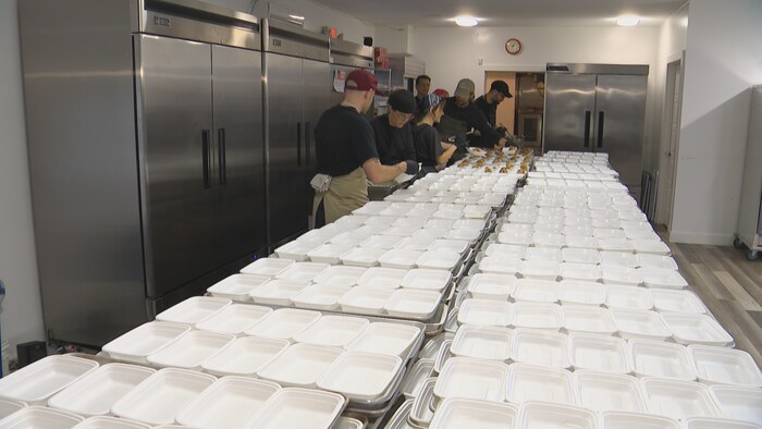 Un chef cuisinier au service des plus démunis à Halifax | Radio-Canada