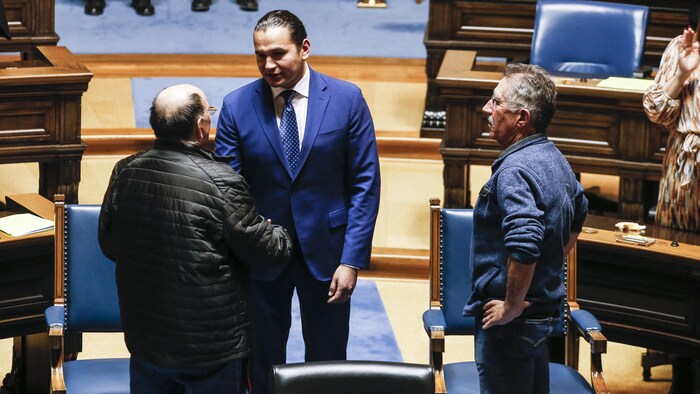 Le Manitoba présente des excuses officielles à deux hommes échangés à ...