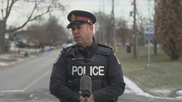 Ordre de confinement levé à Welland : le suspect est arrêté | Radio-Canada