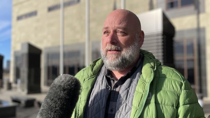 « Je veux qu’il me regarde dans les yeux » : le père de Max Boudreau ...