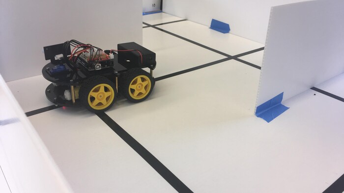 Un atelier pour se familiariser à la programmation des robots | Radio ...