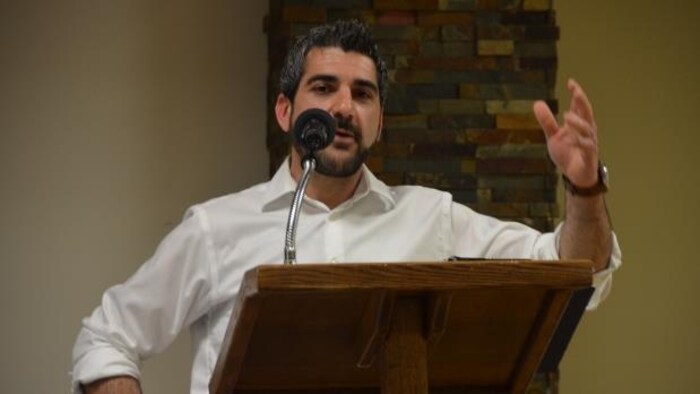 Le progressiste-conservateur Ross Romano remporte l'élection partielle ...