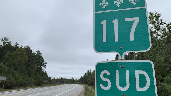 Réouverture de la route 117 après une collision avec un camion ...