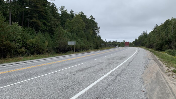 Route 117 : pas de bandes rugueuses au centre de la chaussée, pour l ...