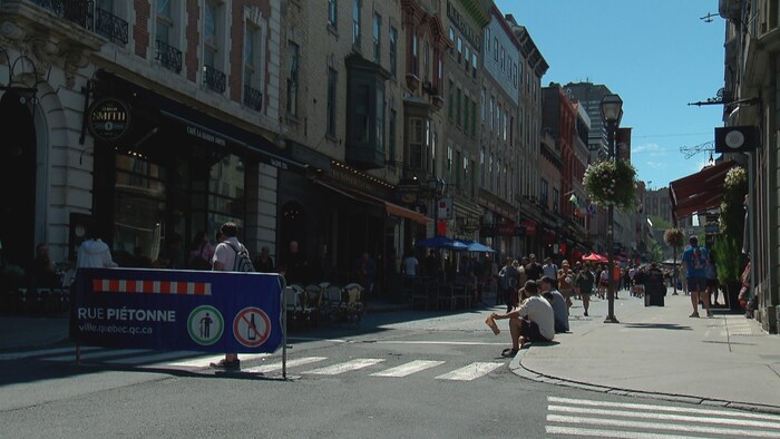 Les zones piétonnes du Vieux-Québec adorées ou détestées | Radio-Canada