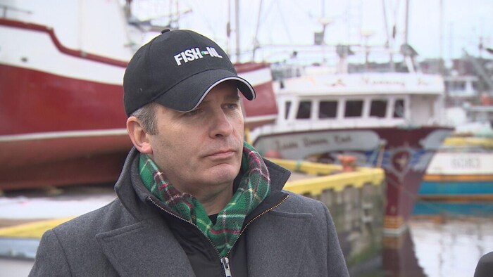 Le président du syndicat des pêcheurs de T.-N.-L. démissionne et nie un ...