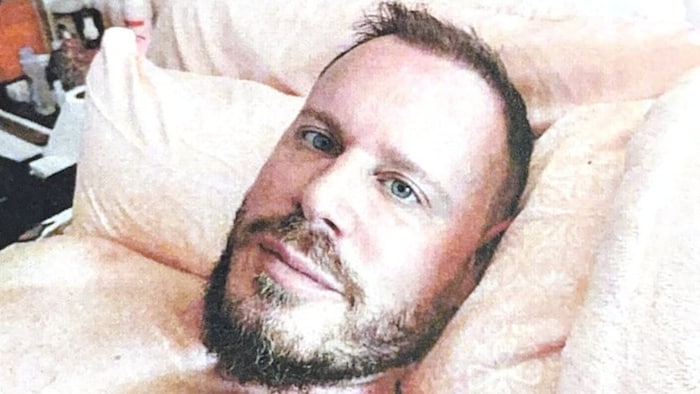 Recherché par le FBI, Ryan Wedding aurait changé d’apparence, selon de ...