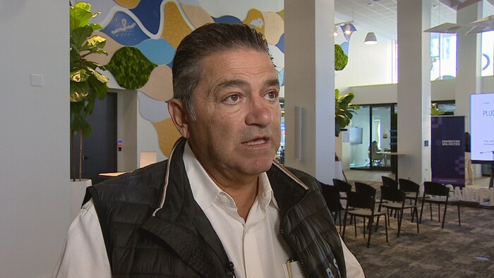 Technologie : Plug and Play ouvre une antenne à Edmonton | Radio-Canada