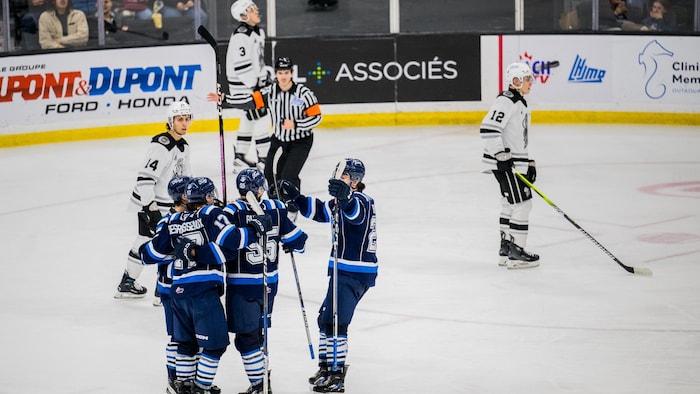Une 10e victoire consécutive pour les Saguenéens grâce à Maxim Massé ...