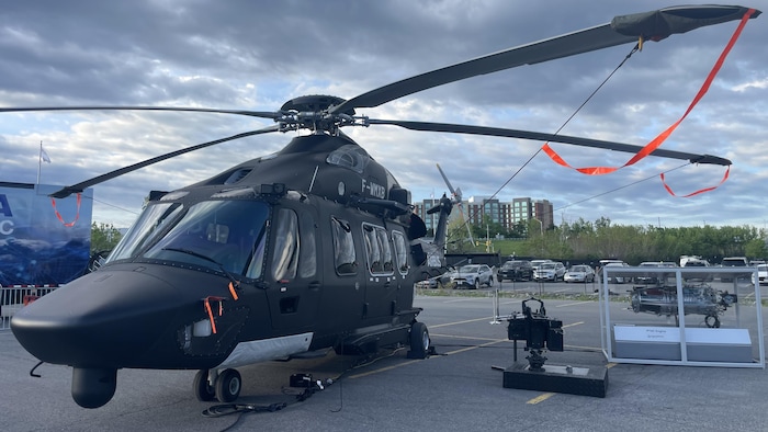 Une affluence record attendue au salon de la défense à Ottawa | Radio ...
