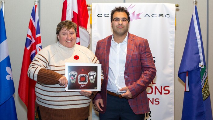Un entraîneur de soccer du Cégep Sainte-Foy nommé Entraîneur de l’année ...