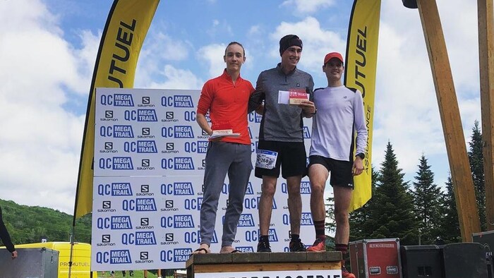 À 16 ans, il se prépare pour le Championnat du monde de course en ...