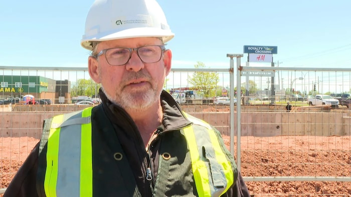 Plus de 20 % des travailleurs de la construction à la retraite dans 10 ...