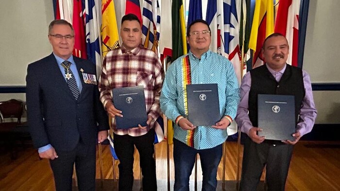 Un Américain reçoit le prix de la bravoure pour avoir sauvé la vie d’un ...