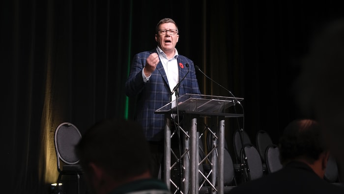 Scott Moe obtient un appui de plus de 80 % au congrès du Parti ...