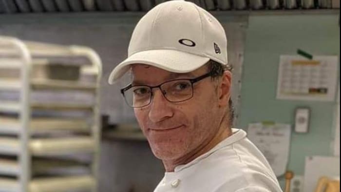 Un quinquagénaire de Québec arrêté pour production de pornographie juvénile | Radio-Canada