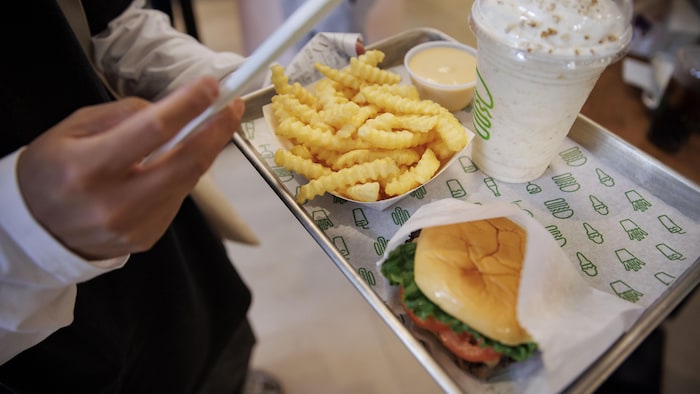 Un premier restaurant Shake Shack au Canada ouvre à Toronto | Radio-Canada