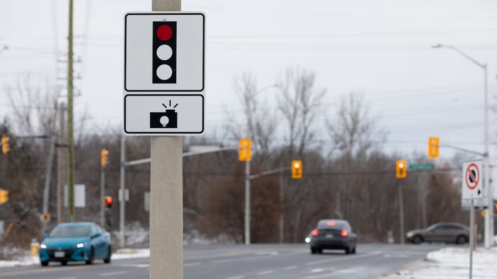 Un radar de vitesse dans Barrhaven enregistre 10 000 infractions en ...