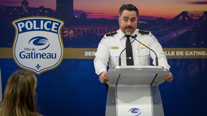 Le nouveau chef de police de la MRC des Collines veut s’attaquer au ...